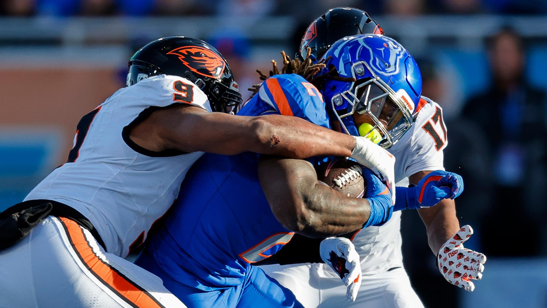 Ashton Jeanty rushes for 226 yards and leads Boise State to a win ...