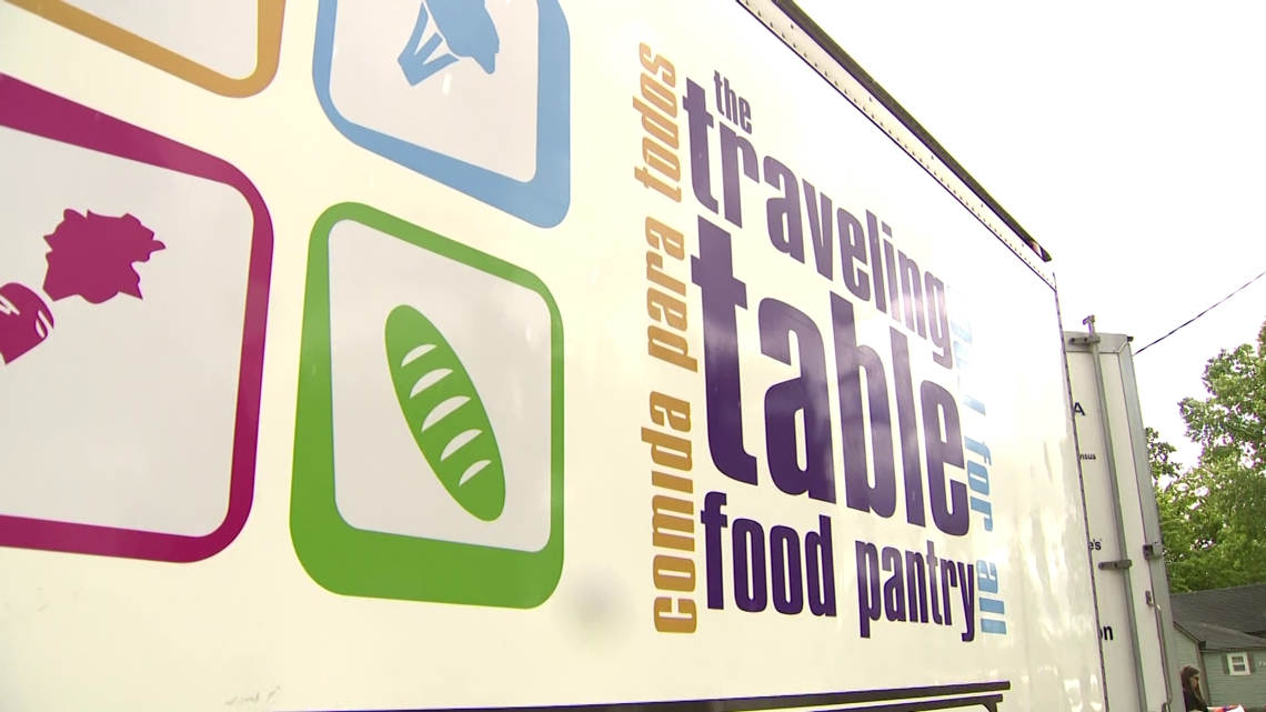 7's HERO: The Traveling Table Mobile Food Pantry helps feed the people ...
