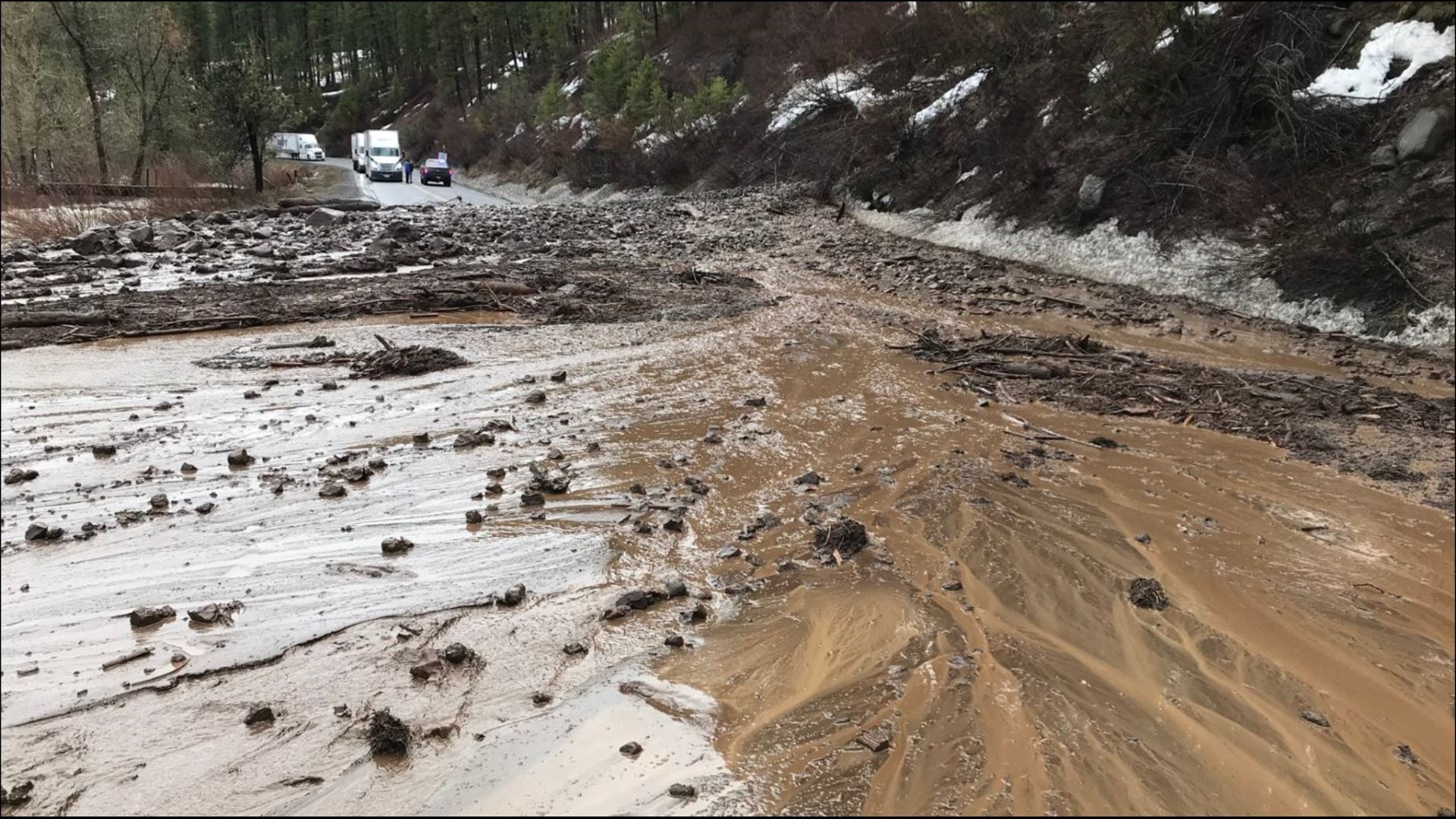 Highway 95 closed again due to flooding after mudslides closed it ...