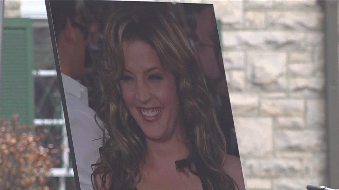 Lisa Marie Presley Funeral at Graceland in Memphis | ktvb.com