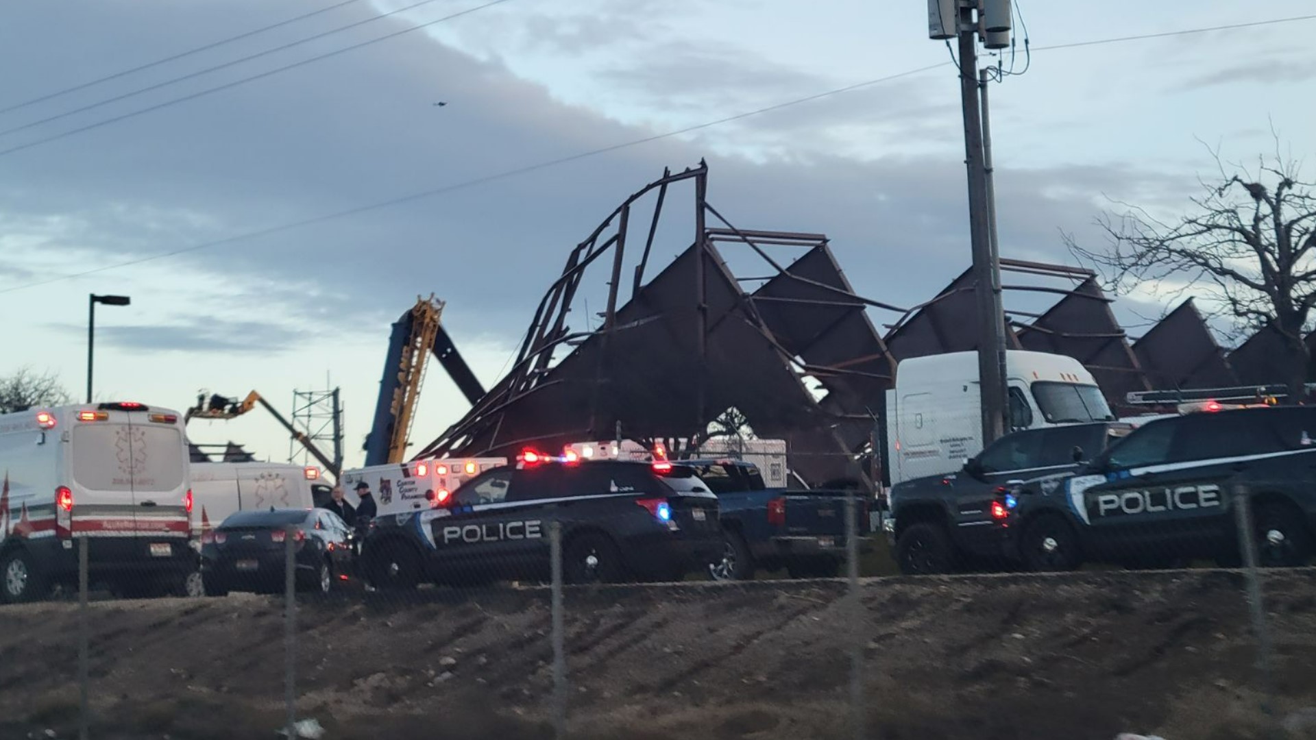 3 dead, 9 injured after hangar collapse near Boise Airport | ktvb.com