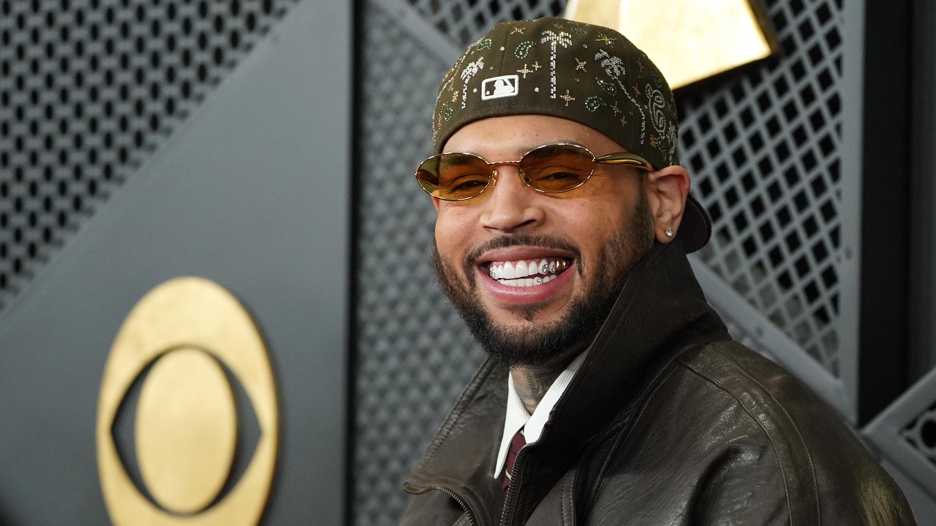 'I DID A THING!' | R&B singer Chris Brown receives honorary doctorate ...